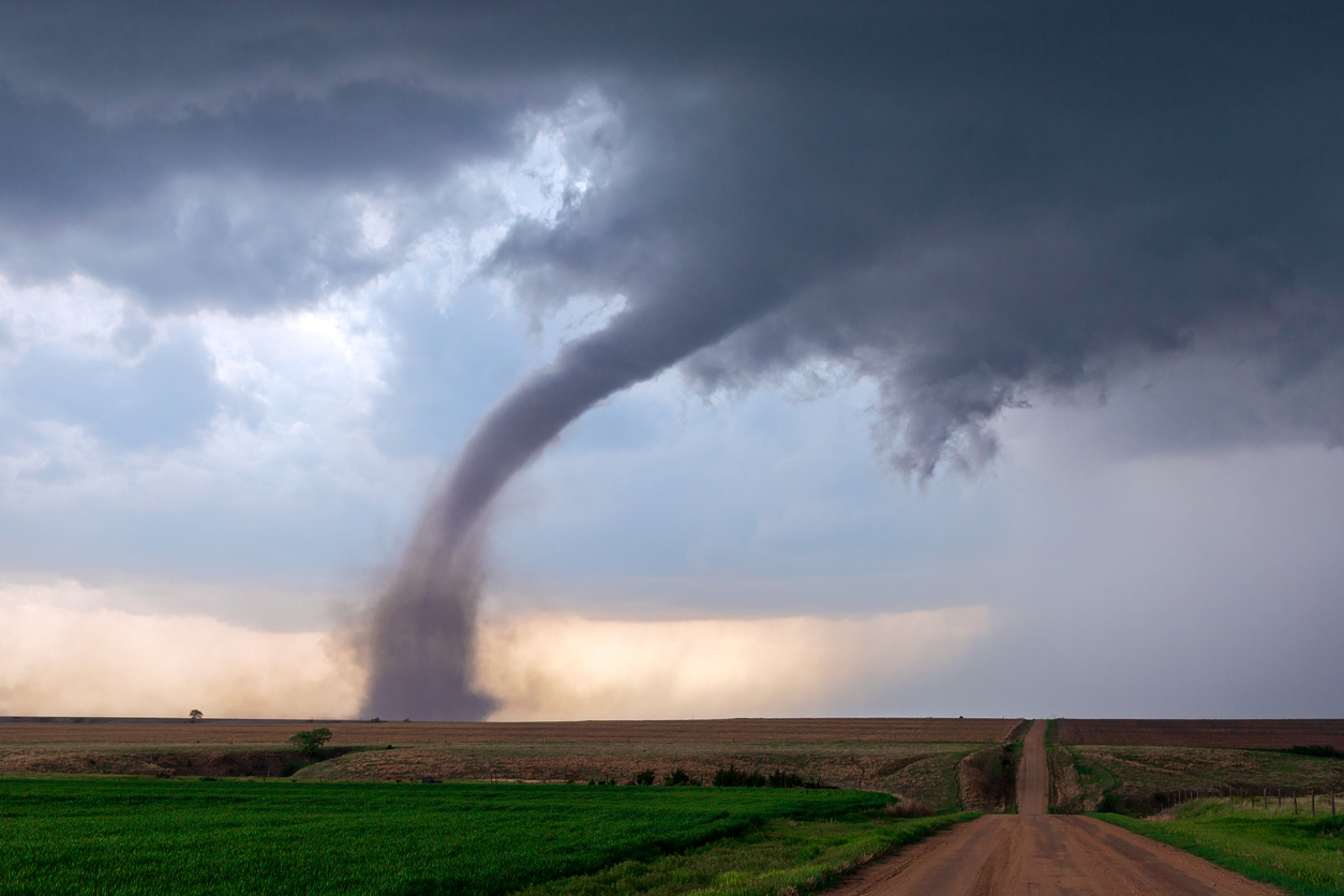 The Kansas Tornado Fixed On Bonds The Kansas Tornado Fixed On Bonds